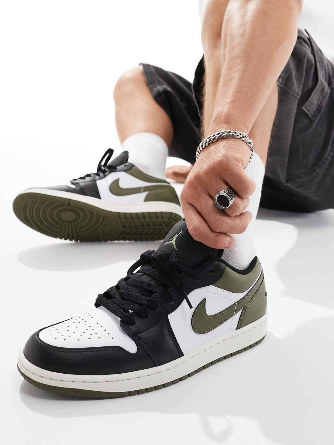 Sneaker Wholesale Supplier | Oversoles